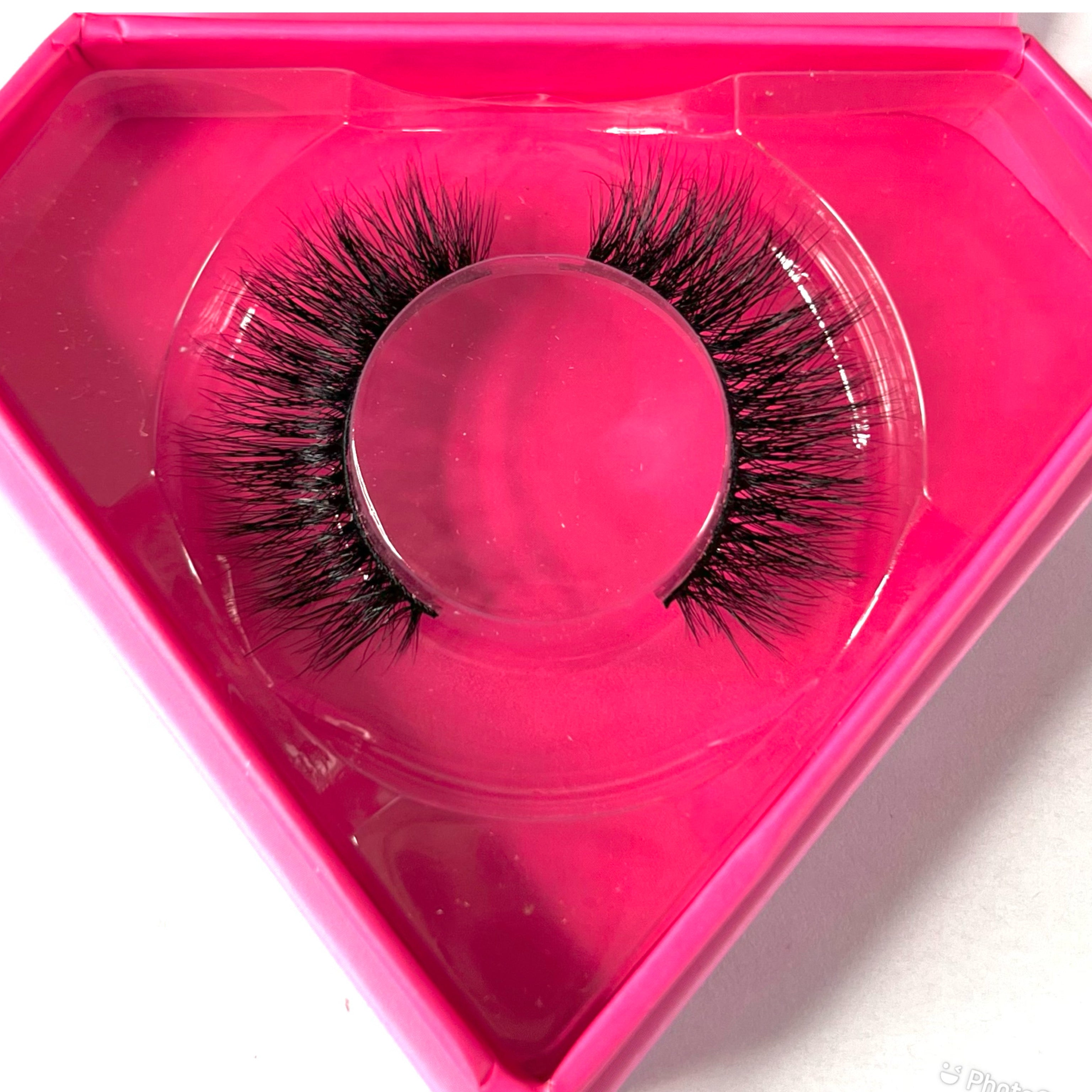 Shoky Lashes – Chanel Fashion & More